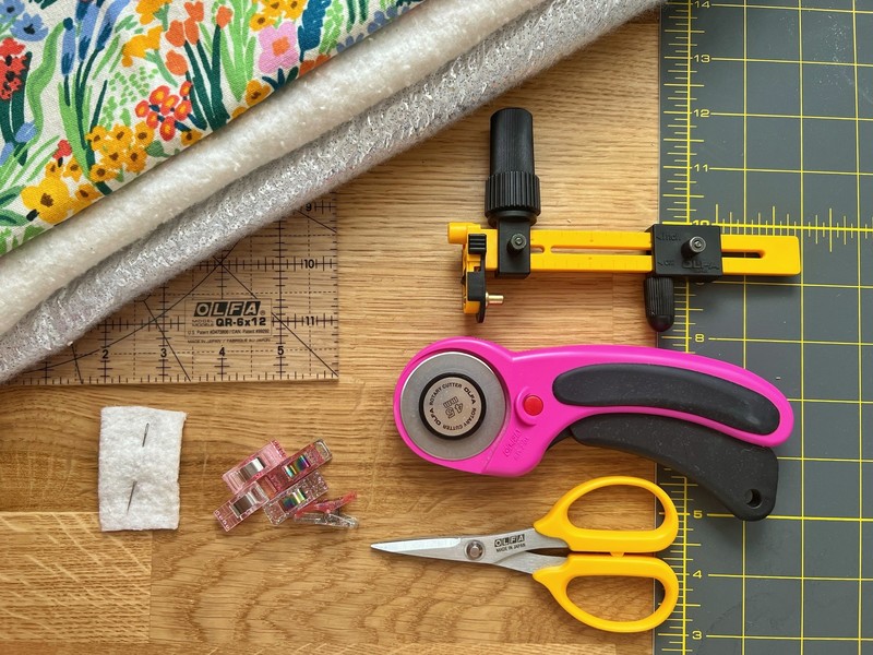 Punch with Judy > Olfa Oven Mits - Free Project