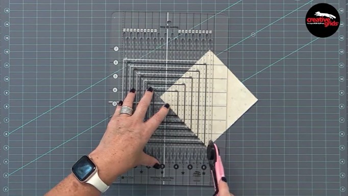 Punch with Judy > Stripology ® Quarters Mini Ruler - Creative Grids